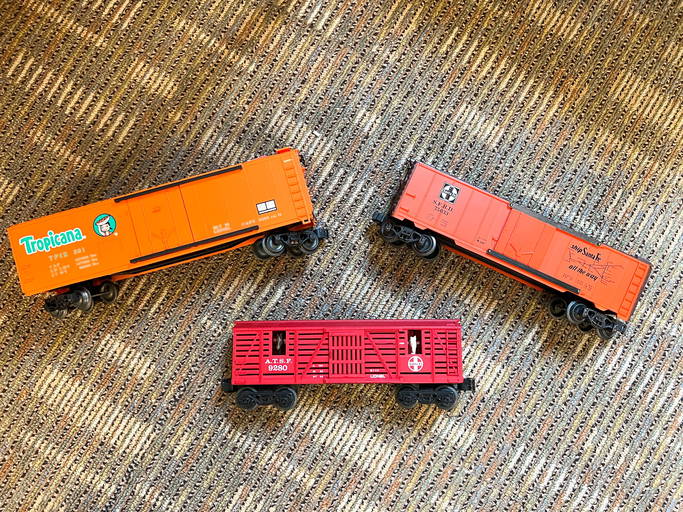 Lionel Model Railroad Tropicana Freight Car W/ Super Chef Lionel ...