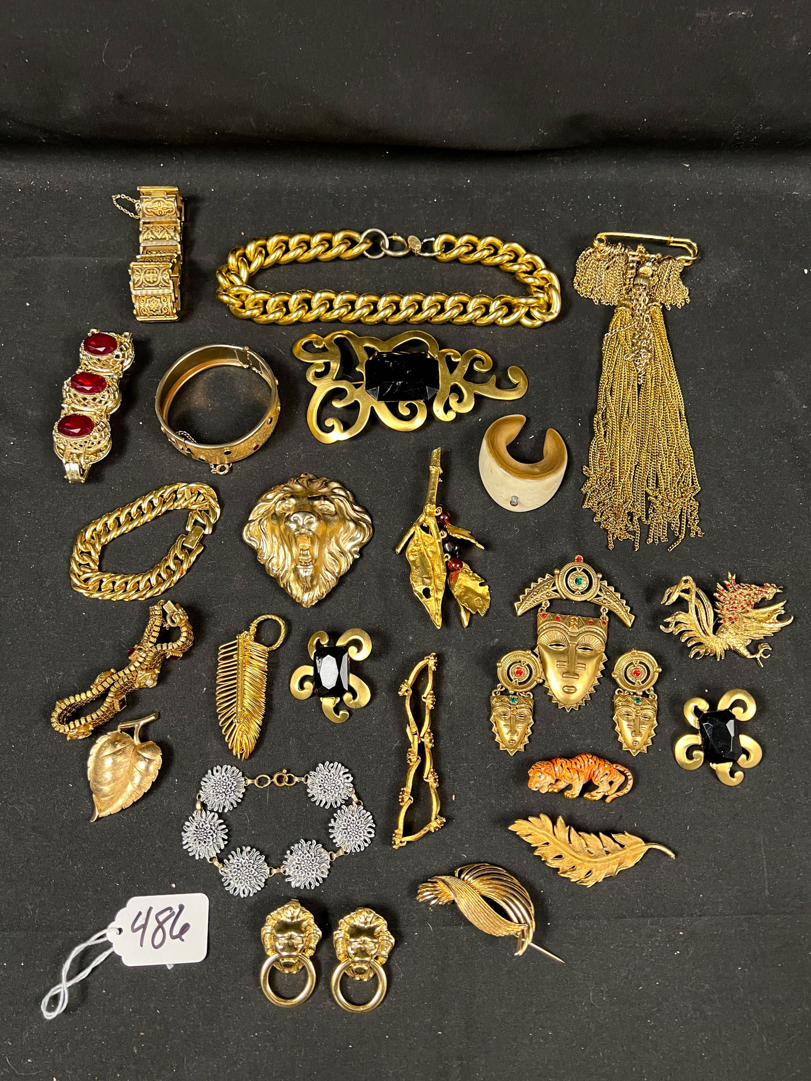 Large Quality Costume Jewelry Lot Auction