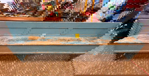 Early 19th Century American Primitive Bucket Bench In Pine Auction