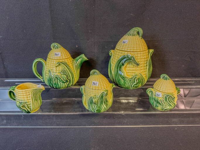 Group Of Shawnee Corn Pottery