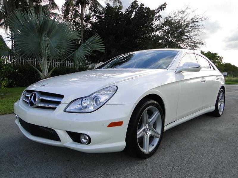 2009 Mercedes-Benz CLS-Class 5.5L 550 V8 19K Miles AMG
