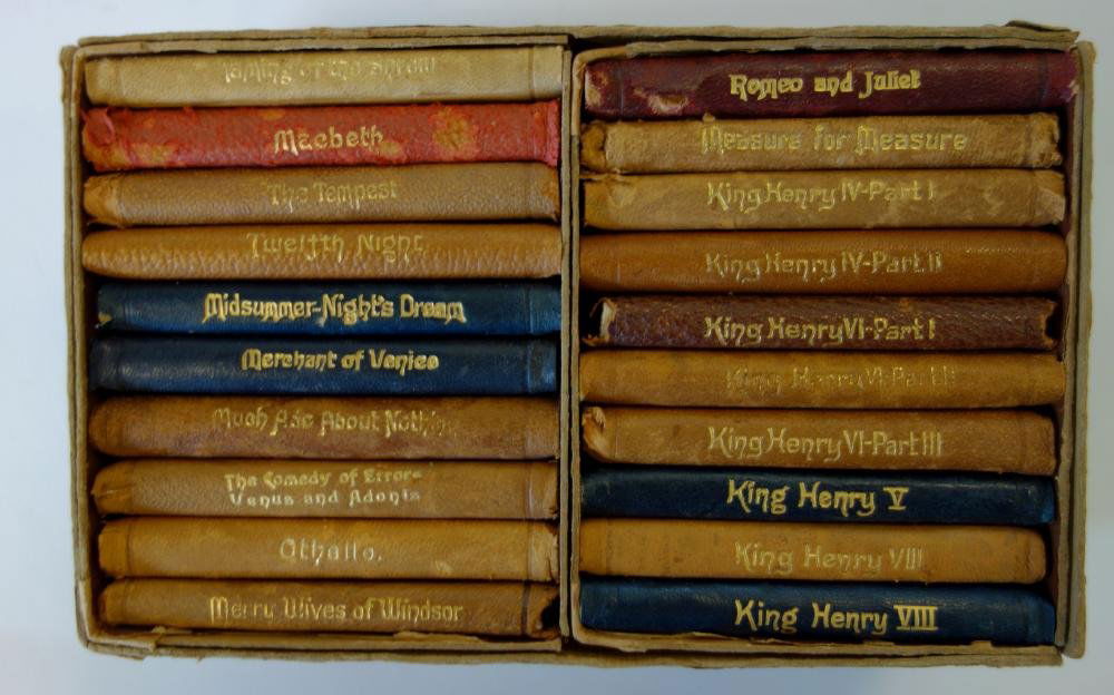 20 William Shakespeare Miniature Books - Jul 18, 2013 | Klein James ...