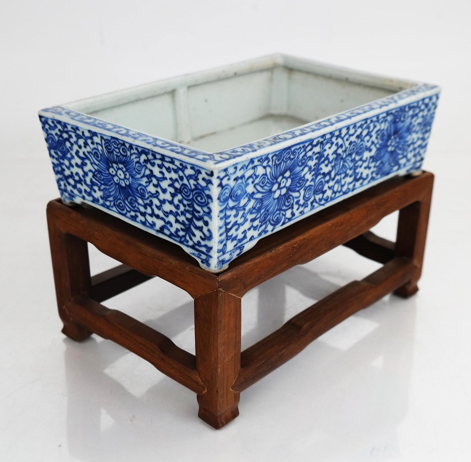 19th C. Chinese Porcelain Planter On Stand