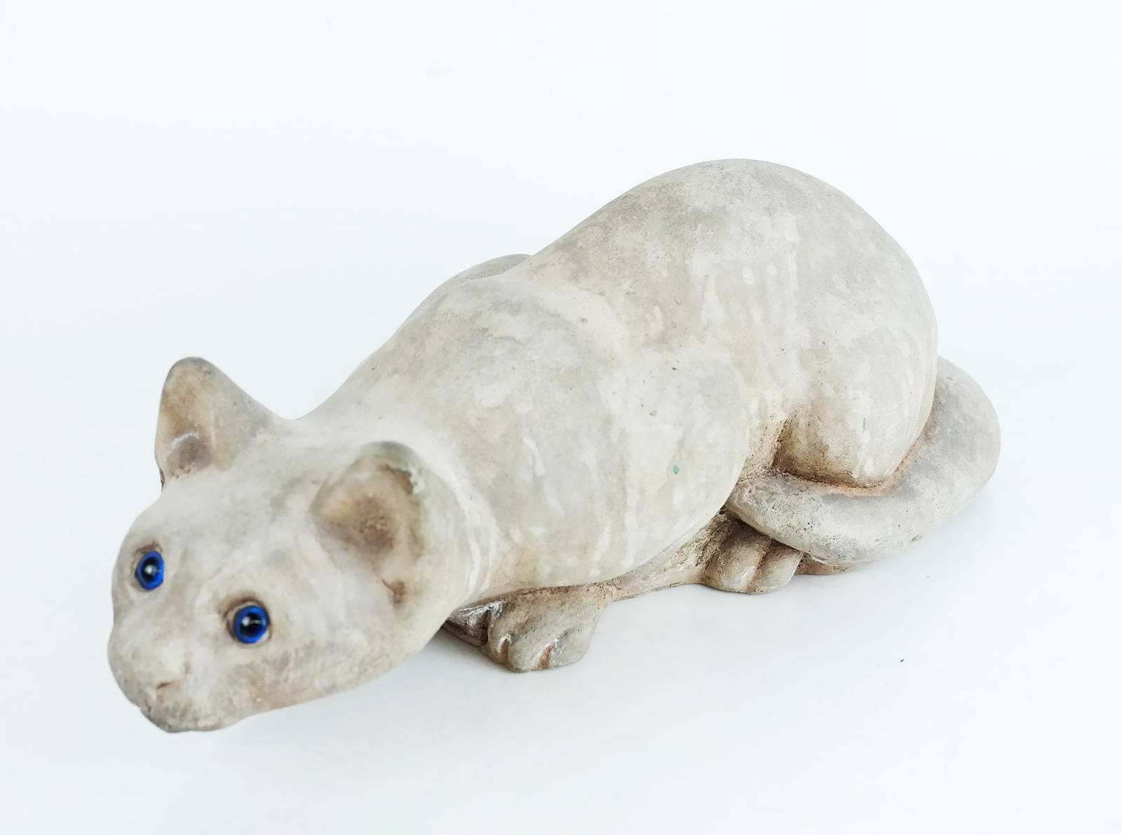 English Crouching Cast Stone Cat Sculpture Auction