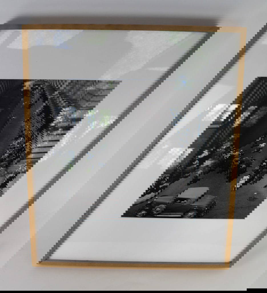 John Gutmann: "lunch Hour..." - Silver Gelatin Print Auction