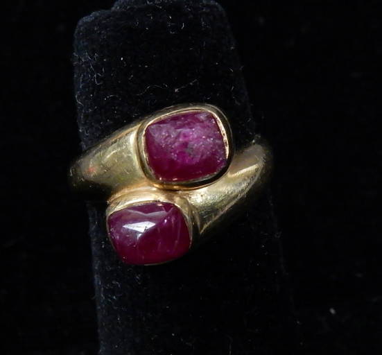Ladies 18k Ruby Crossover Ring