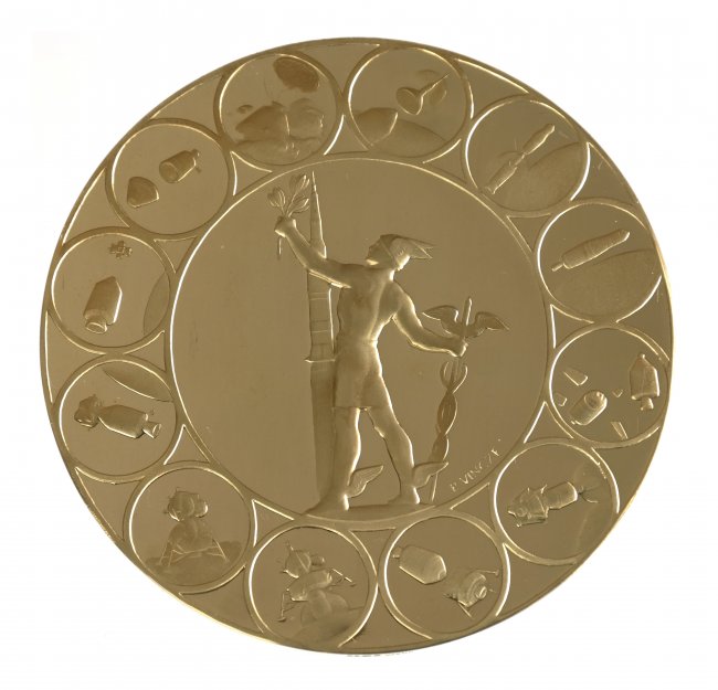 U.S. 1969 Moon Landing Gold Medal : Lot 14