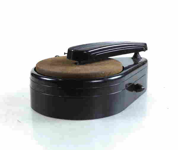 RCA Victor Phonograph, Model R-100 - Aug 23, 2016 | Roland NY in NY