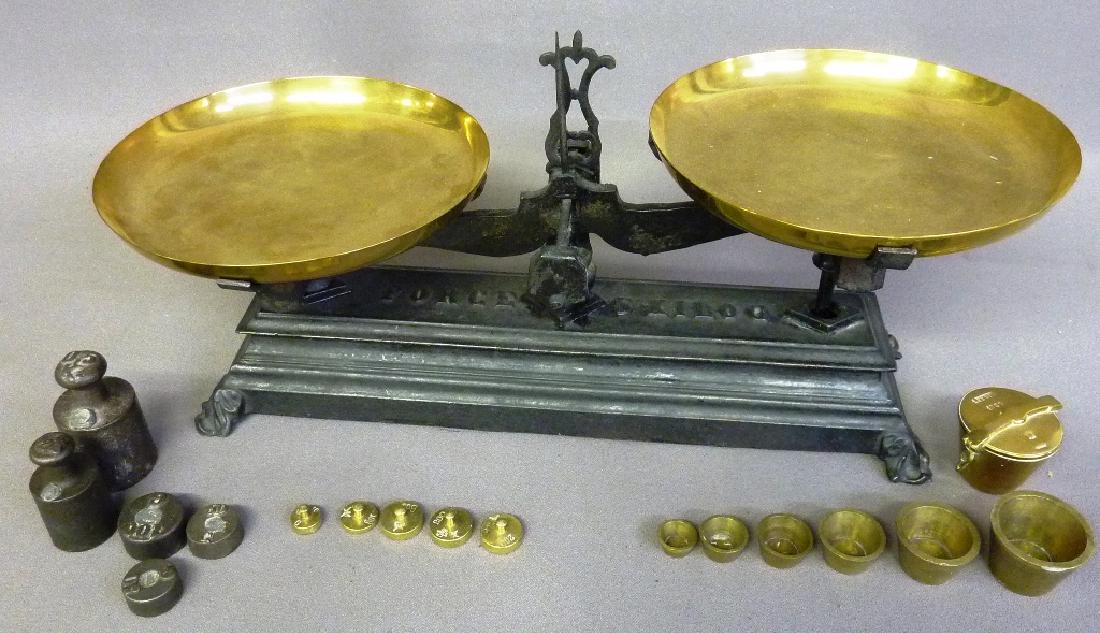 19th century cast iron scale signed Force - 5 Kilog
