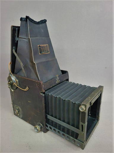 Antique Folmer Schwing Home Portrait Grayflex Folding Box Camera, By ...
