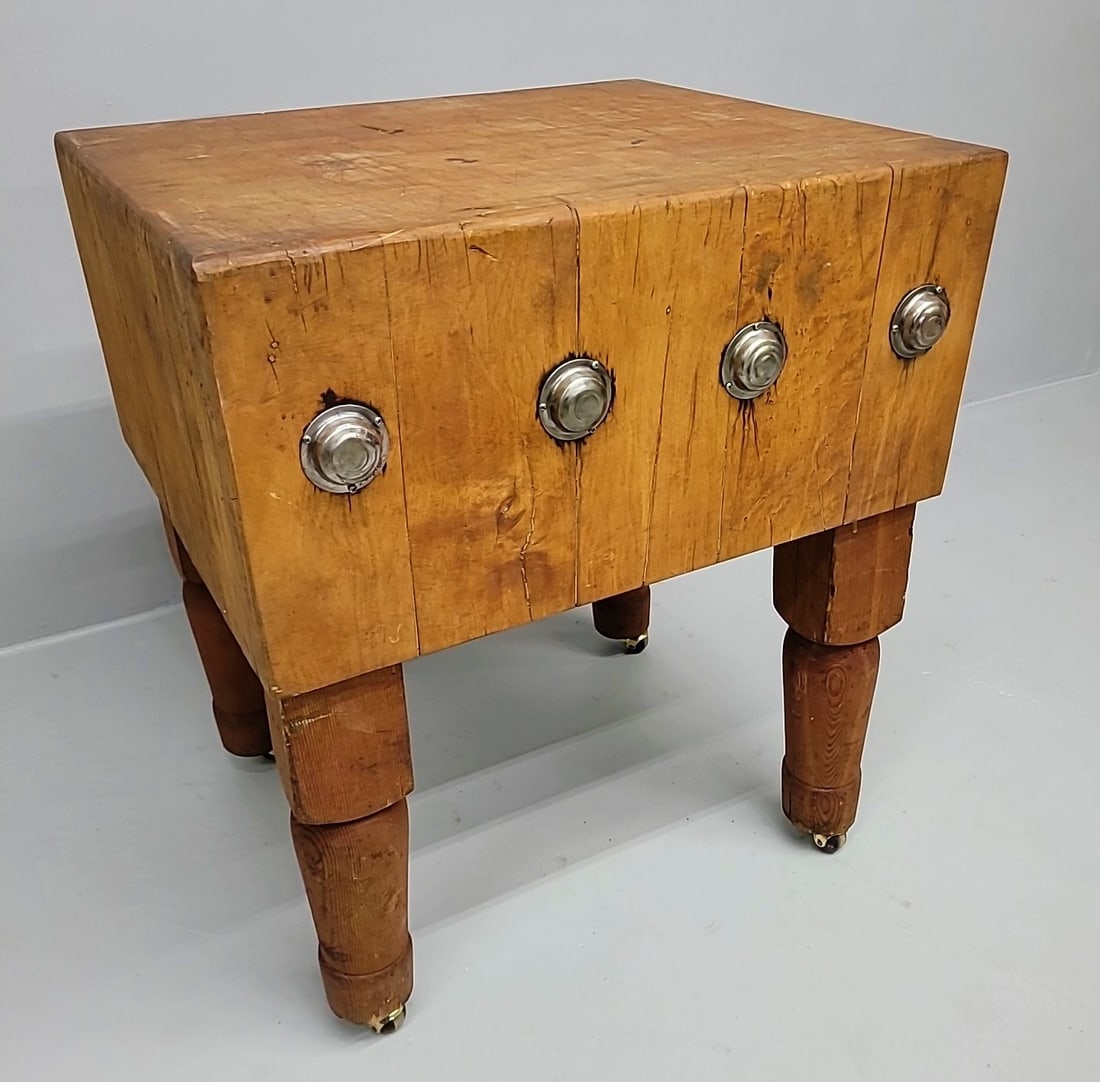 Circa 1910 Antique Maple Chopping Block With Removable Legs. W 29.5" D ...