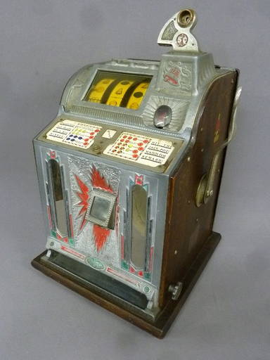 1920's/30's Mills 5 Cent Slot Machine With Goose Neck