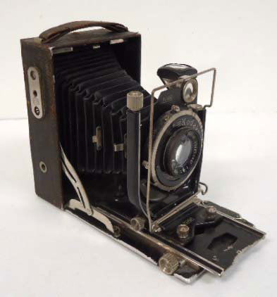 Kodak Compur Folding Camera - Mar 17, 2013 | Martin Auction Co. in IL