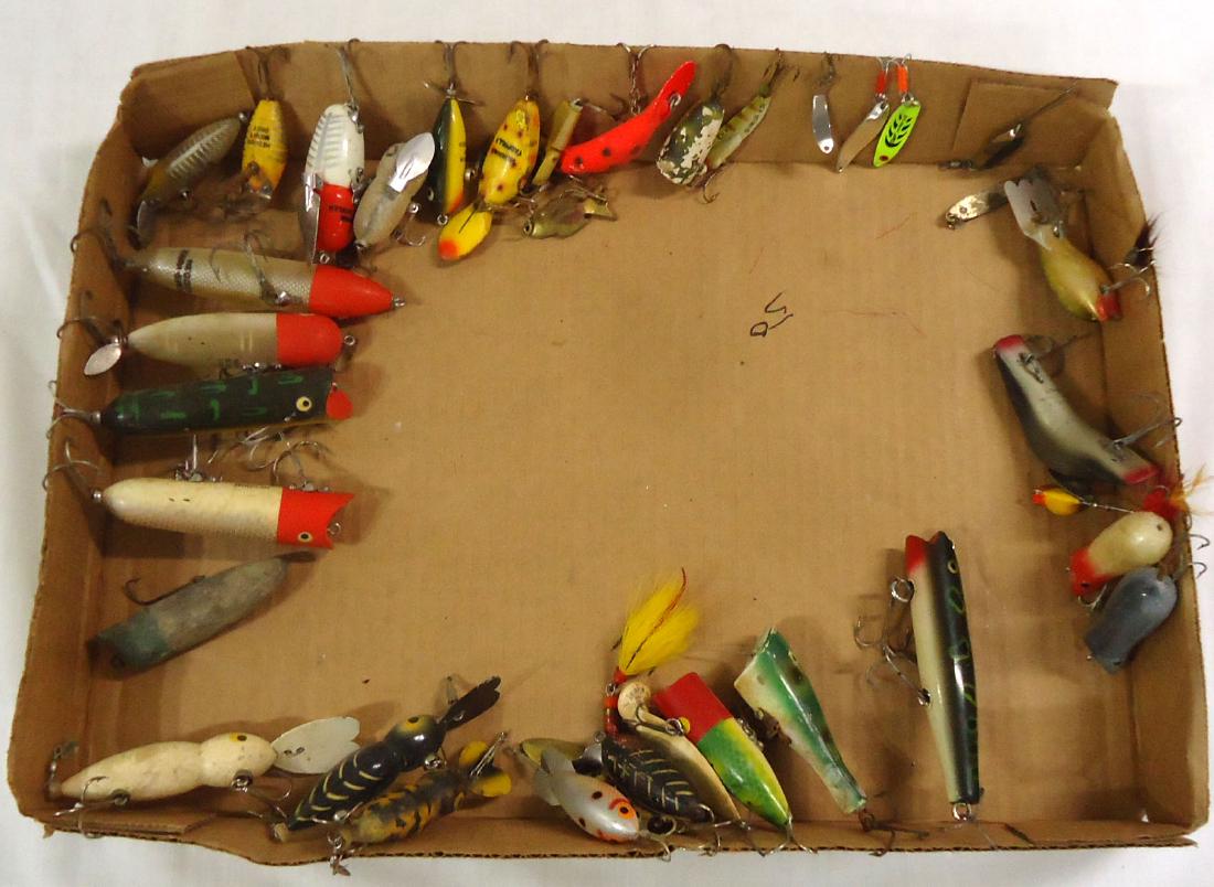 30 Vintage Fishing Lures