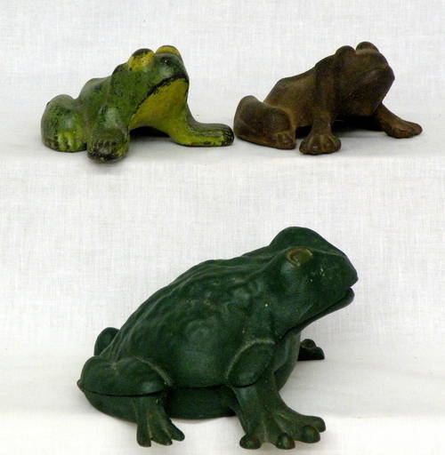 3 Iron Frogs