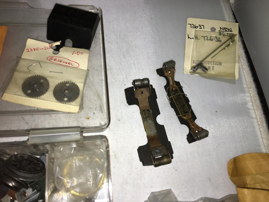 Lionel Prewar Engine And Acessory Parts