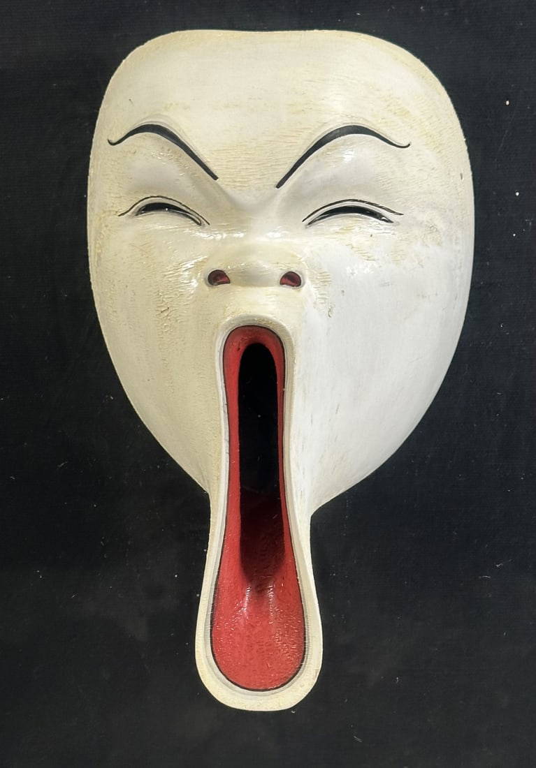 Korean Theater Scream Mask In Lucite Case, Holes On Sides For Mask ...