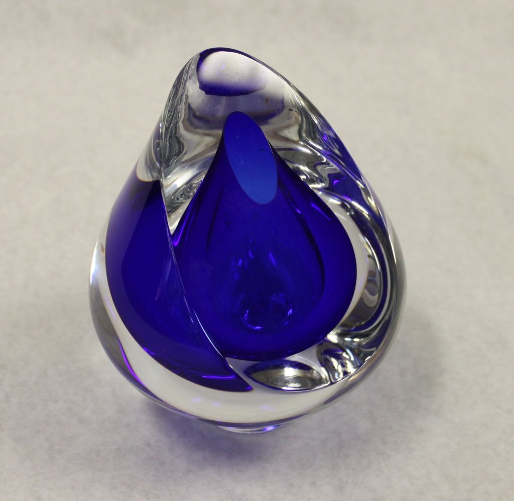 Deeble Art Glass Vase