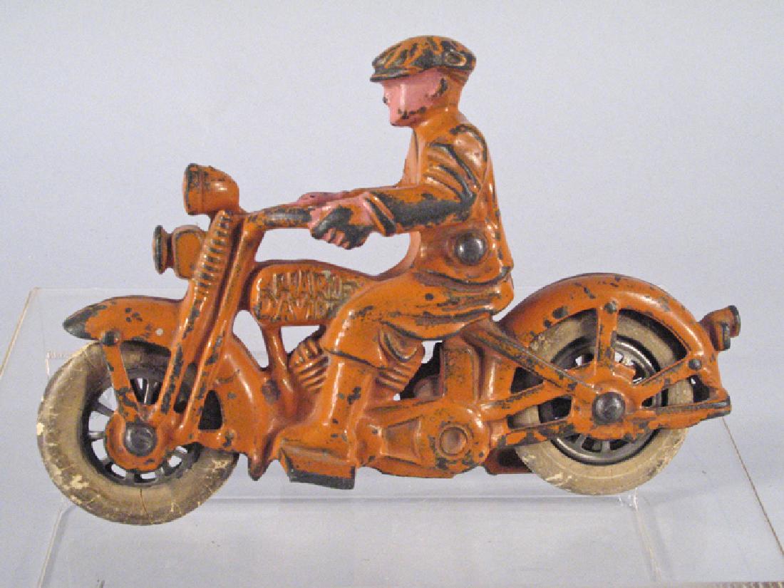 Hubley Cast Iron Harley Davidson Civilian Motorcycle