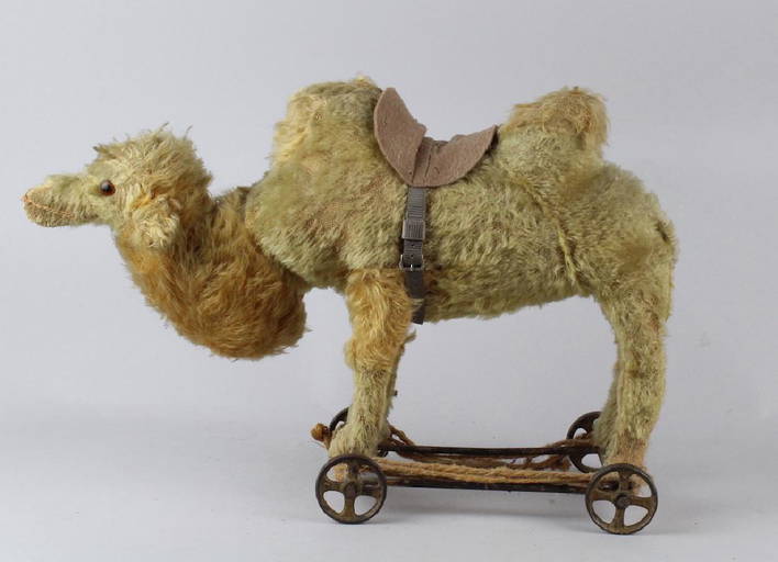 Steiff Bactarian Camel - Dec 02, 2017 | American Antique Auctions in NJ