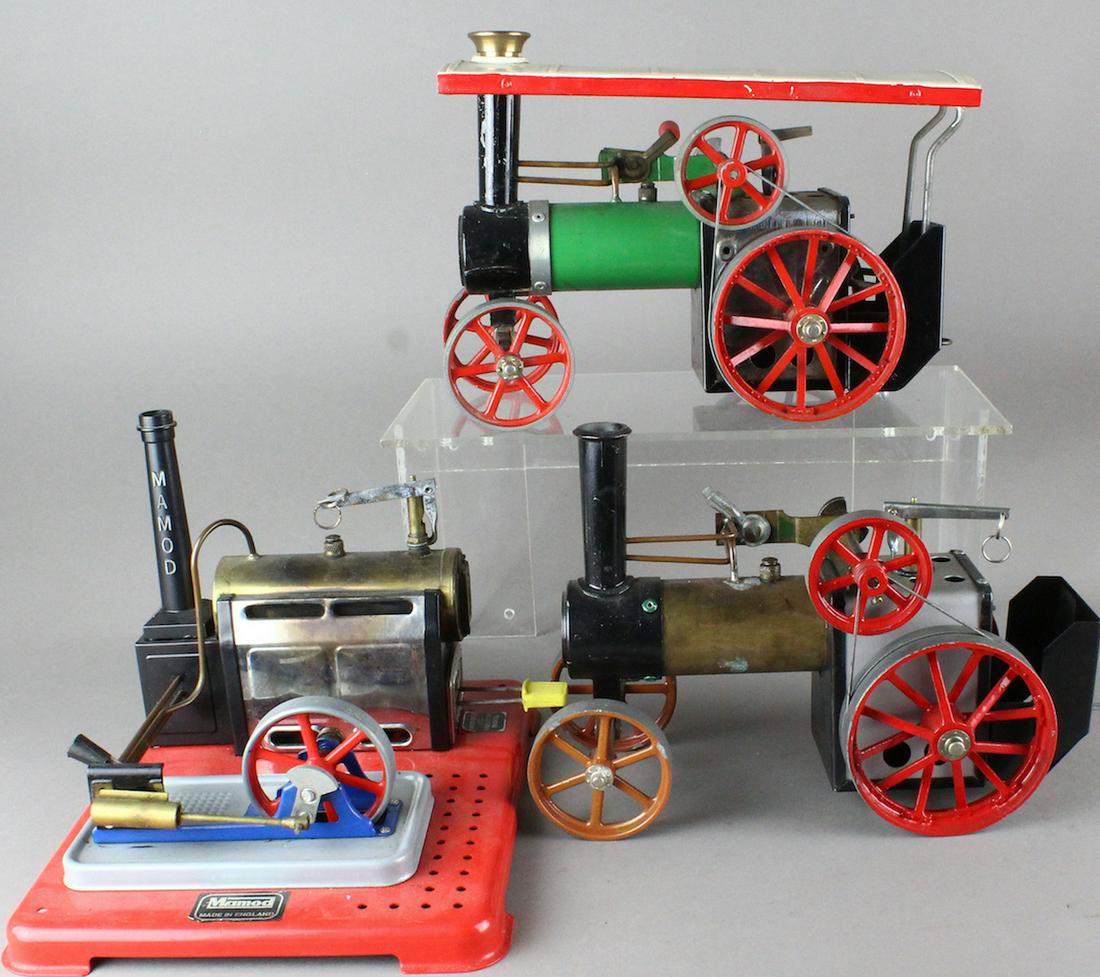 3 Mamod 2 Steam Tractors & Engine