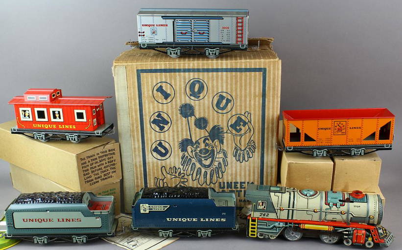 Unique Artie Tin Train Set In Box