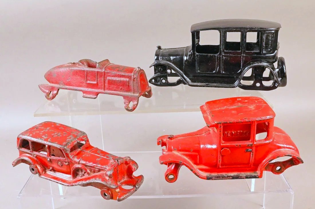 Arcade Ac Williams Cast Iron Car Lot Auction