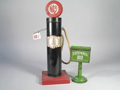 Tin Toy Gas Pump