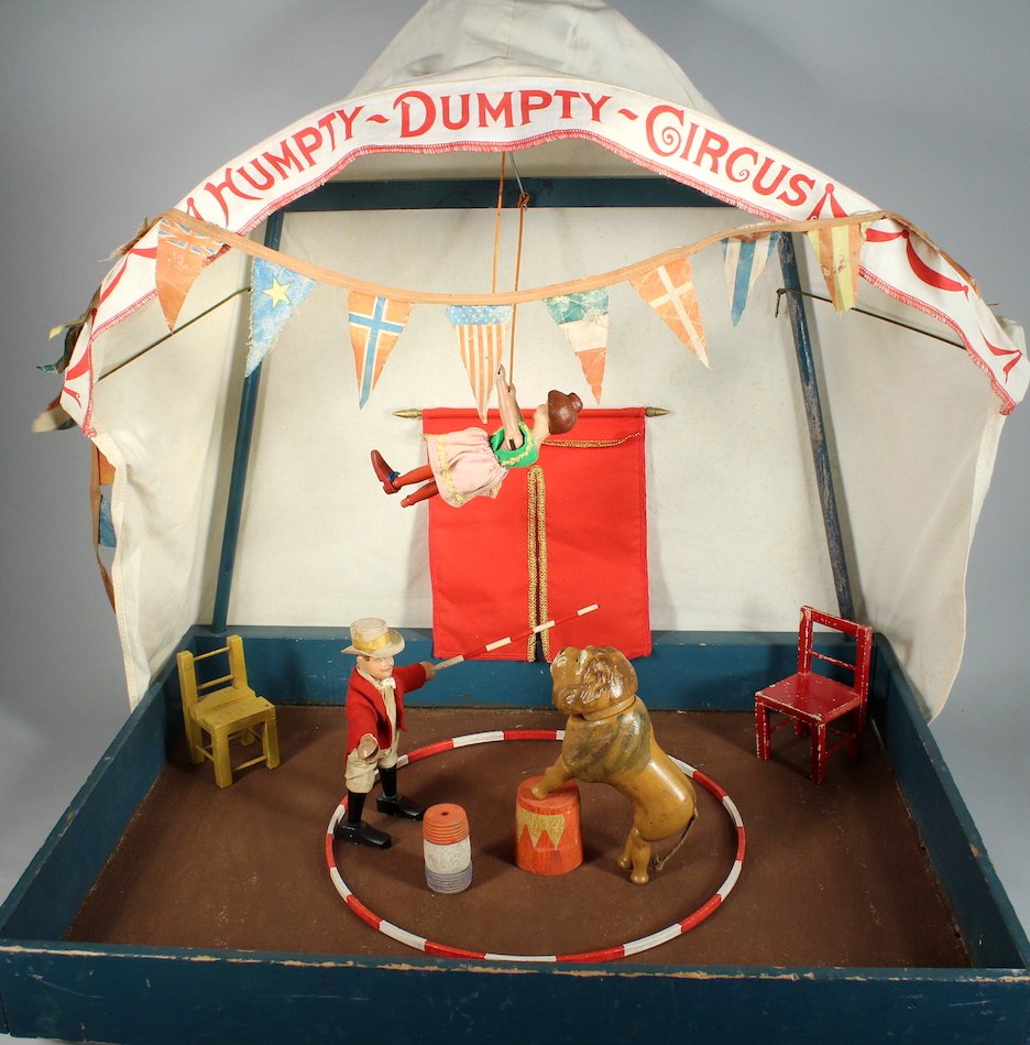Schoenhut Humpty Dumpty Circus Tent & Trapeze Figures