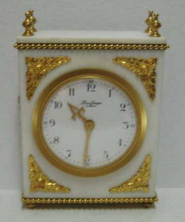 French Hour Lavigne Table Clock