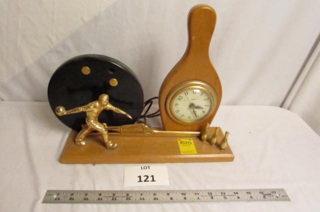 United Bowling Clock With Bowler