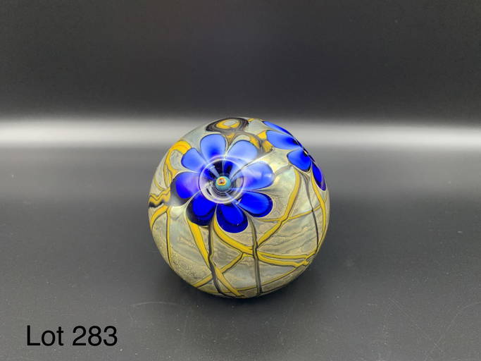 Vintage Signed Abelman Art Glass Paperweight