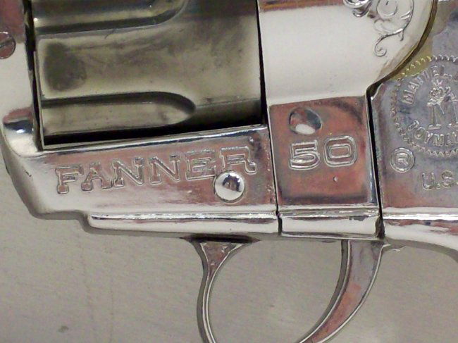 Mattel Fanner 50 Toy Cap Guns with Double Holster Set : Lot 103