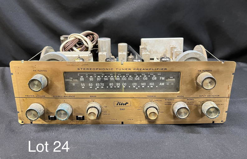 Pilot 590 Stereophonic Tuner Preamplifier