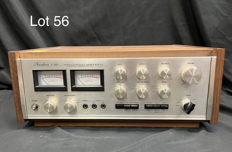 Accuphase E 202 Integrated Stereo Amplifier