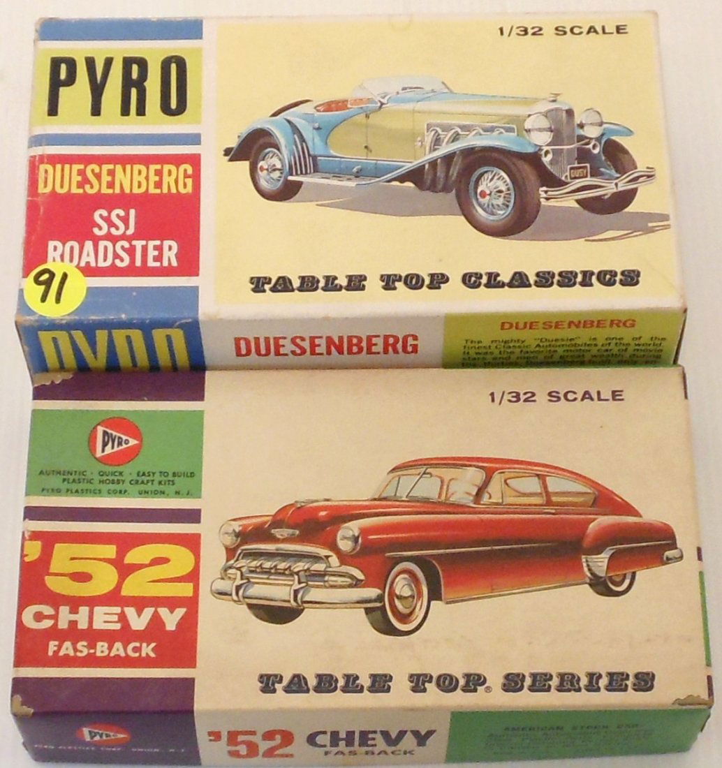 PYRO 1/32 Scale Model Car Kits