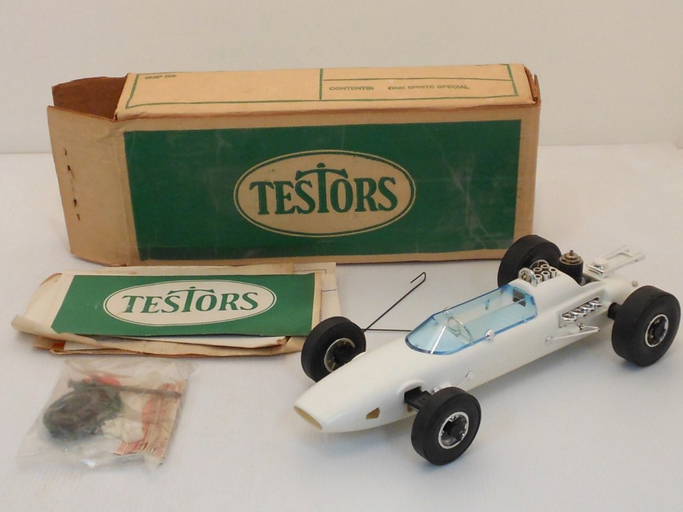 Vintage Testors Indy Sprite Gas Powered Tether Car