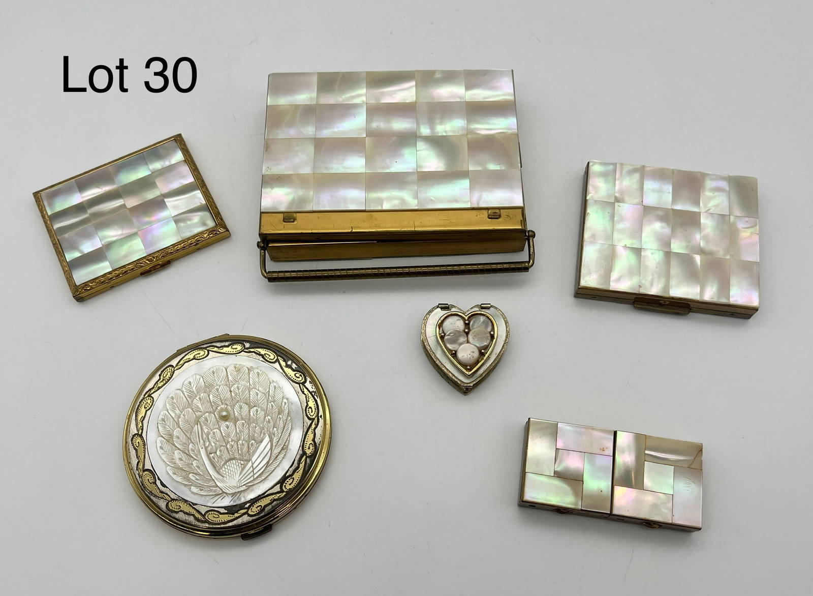 Lot Of Vintage Mother Of Pearl Pill Boxes And Compacts Auction
