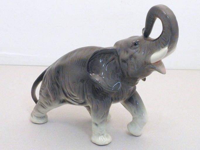 Vintage German Porcelain Elephant - Oct 17, 2012 | Embassy Auctions ...