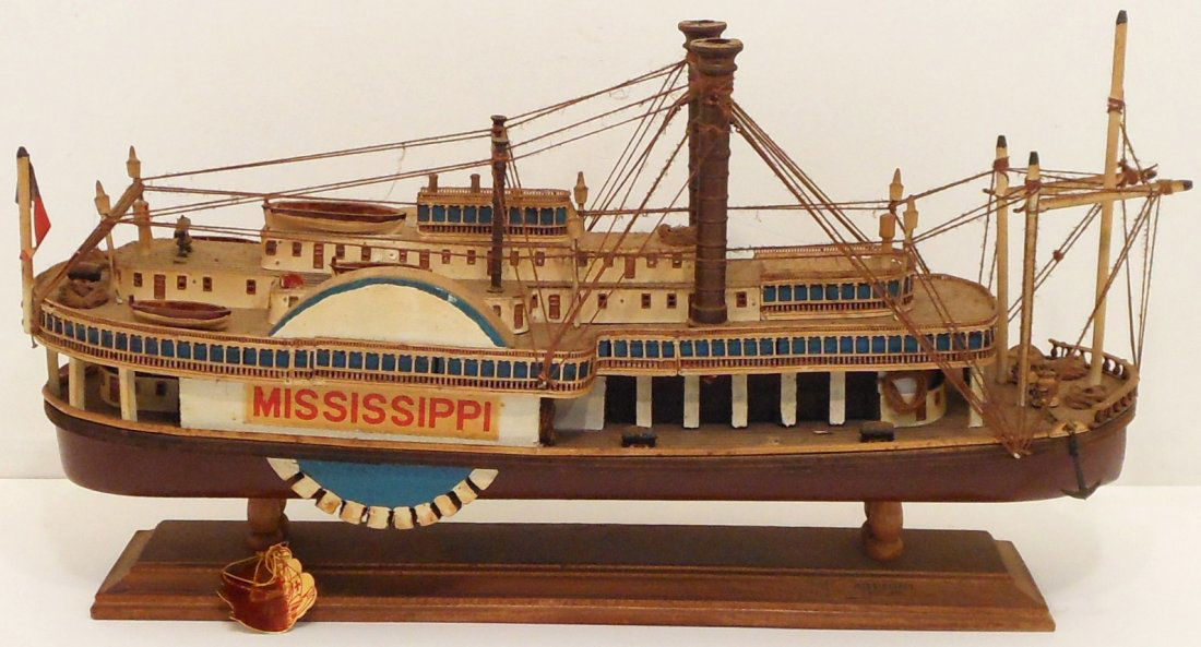 Side-Wheeler Paddle Steamer Model 'Mississippi'