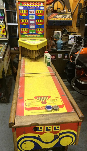 United's Classic Shuffle Alley