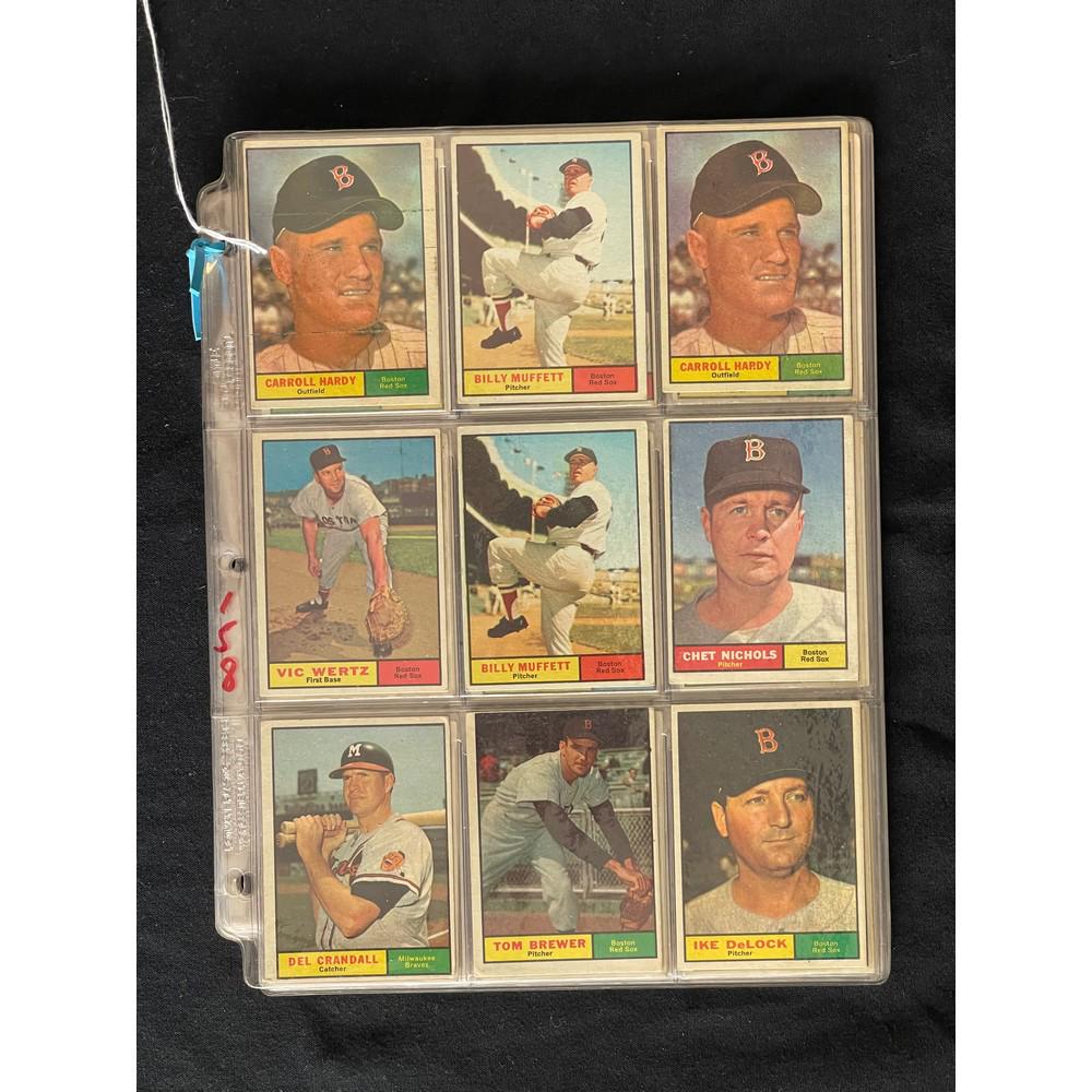 81 1961 Topps Baseball Cards Auction