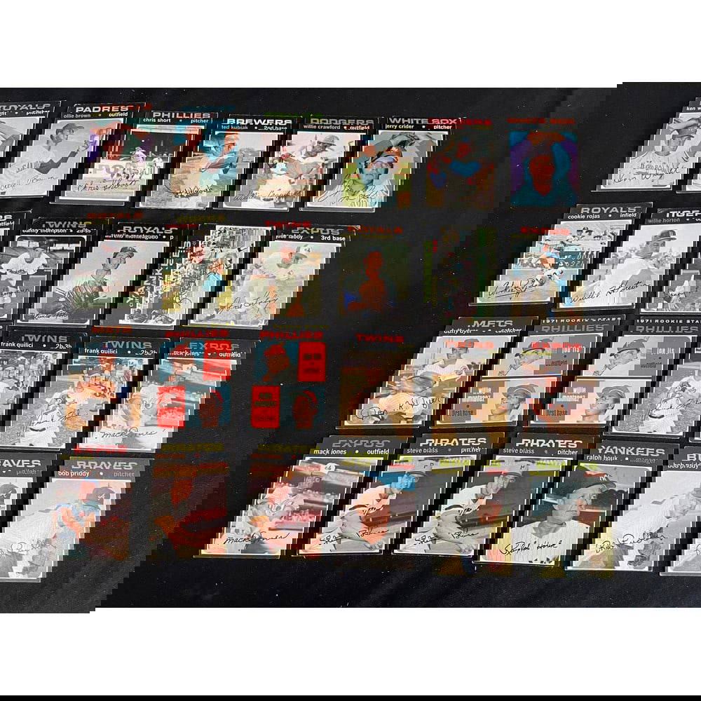 (660) 1971 Topps Baseball Cards Auction