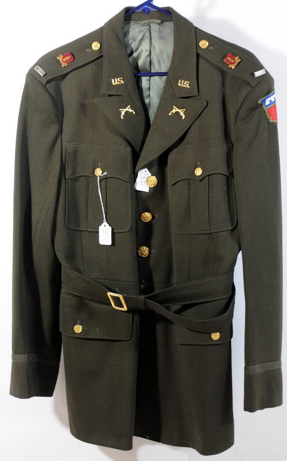 15: Korean War US Army Warrant Officer Uniform (coat, h