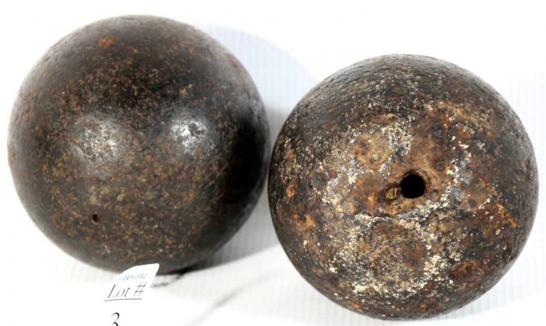 3A: 2 US Civil War Solid Shot 5lb and 6lb Cannon Balls