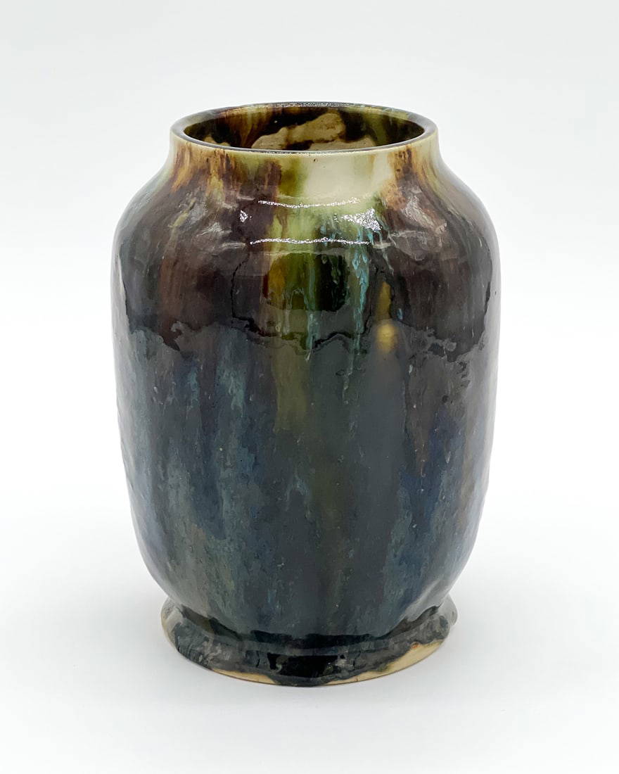 Hugh Robertson Dedham Art Pottery Vase Auction