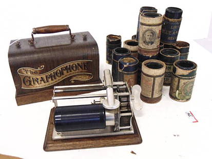 5¢ Columbia Phonograph Type Bs Graphophone With Horn.