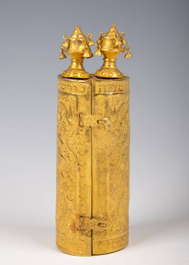 An 18k Gold Torah Holder Auction