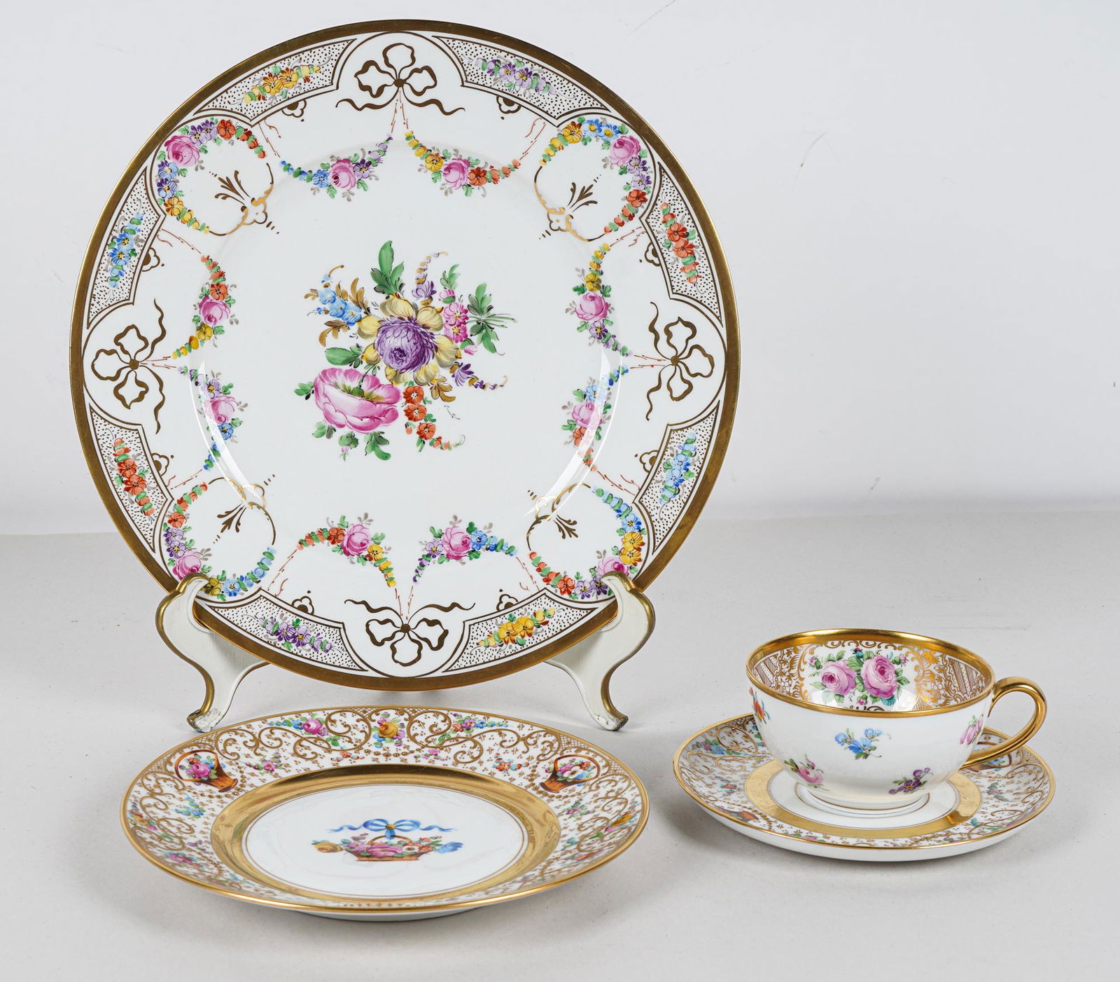 ASSEMBLED SET OF DRESDEN PORCELAIN DINNERWARE - Jul 23, 2020 | Abell ...