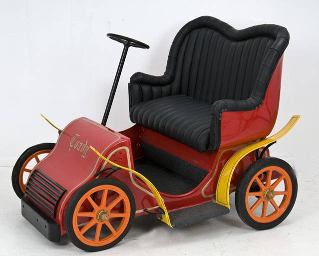 Disneyland: "mr. Toads Wild Ride" Vehicle